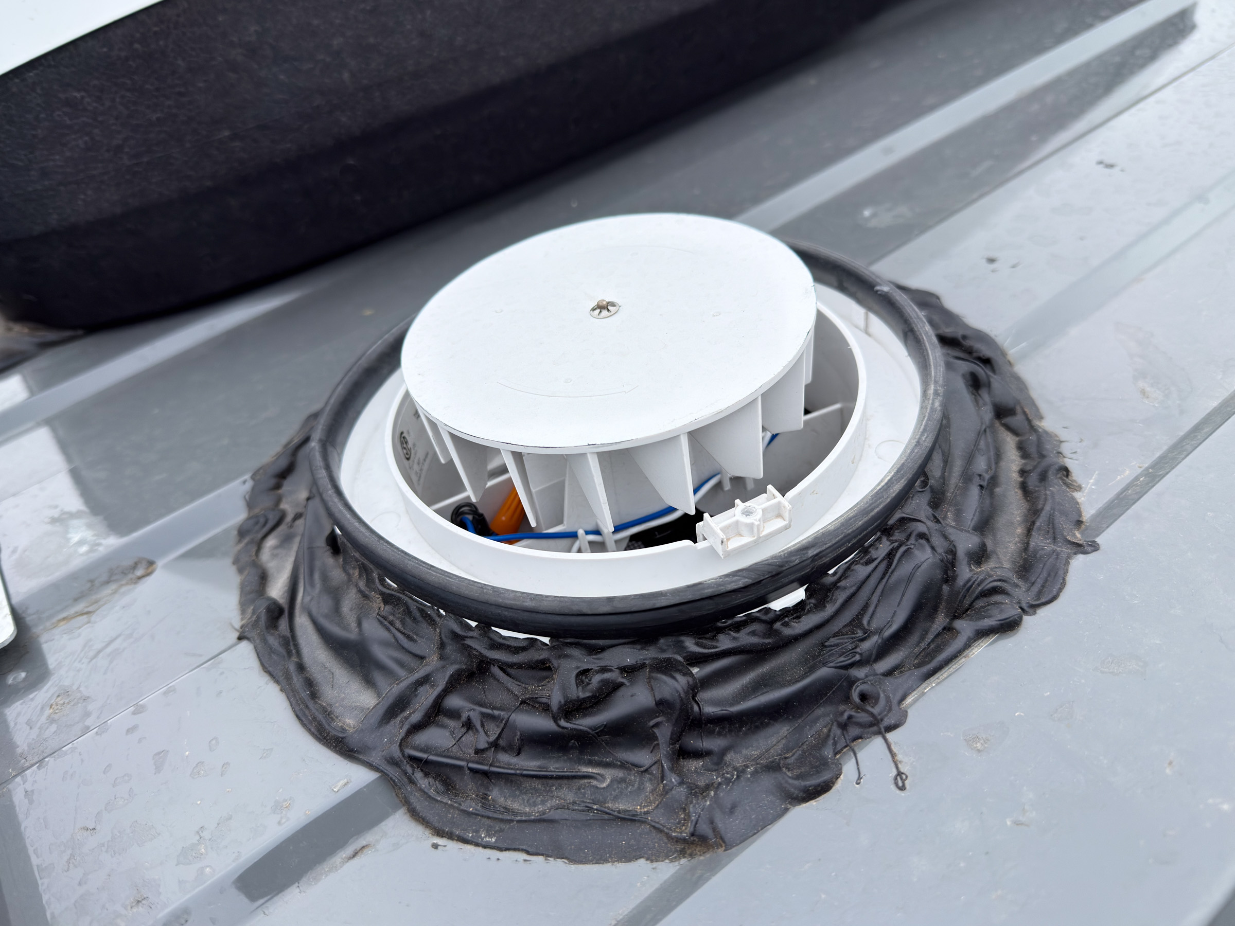 Reattaching the fan cover - NOOVANGO